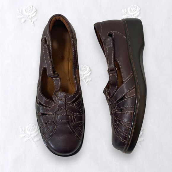 Auditions | Shoes | Vintage Dark Brown Leather Platform Cutout Loafer ...